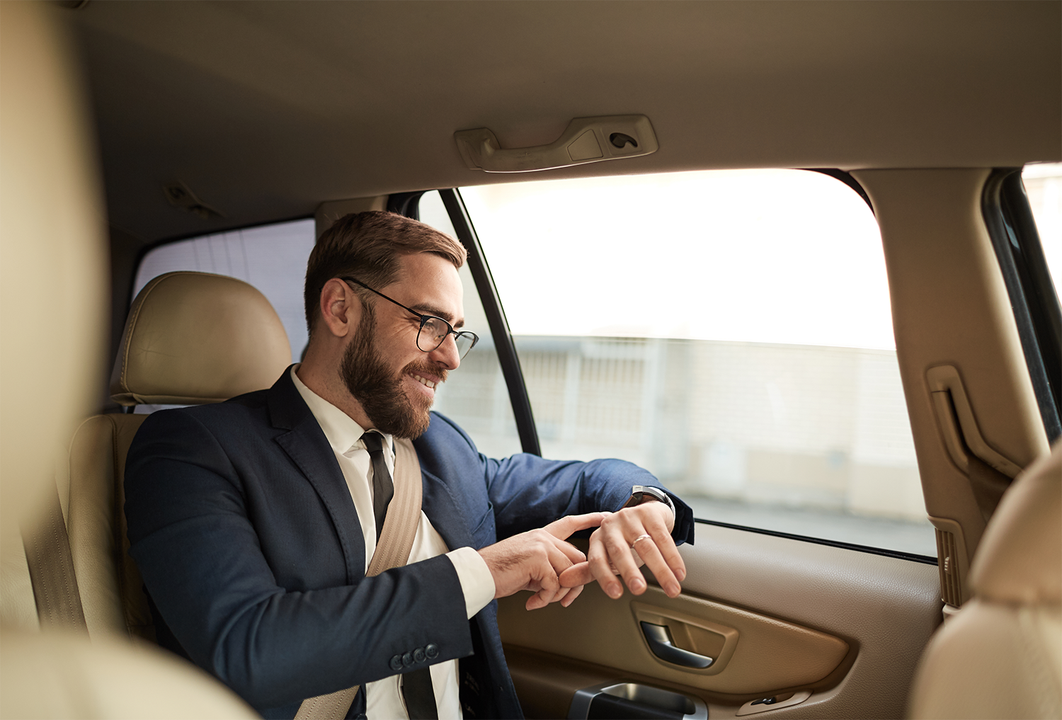 Infinity 369 – Luxe en discrete privé vervoer